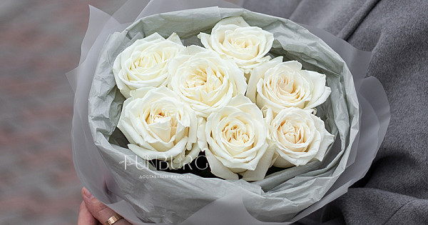 Монобукет из розовых роз Playa Blanca XS Екатеринбурге - интернет ...